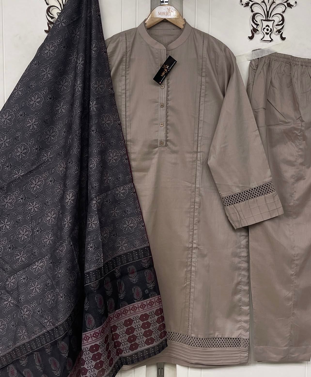 Solid Co-ord 3pc Suit – MirJee